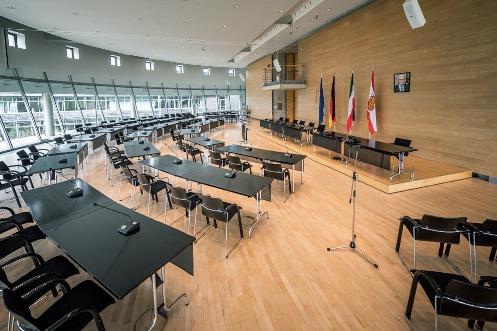 Adenauer hat Kreistag zur Sondersitzung einberufen | Kreis Gütersloh ...